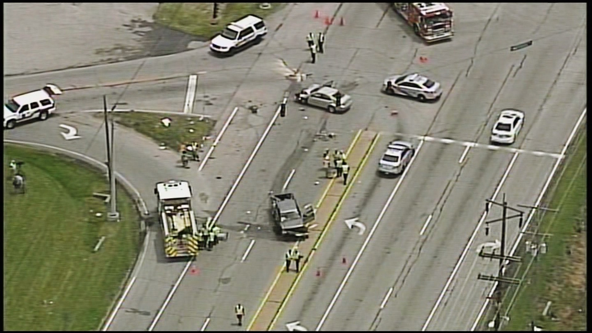 Multi-vehicle accident cleared at Bardstown Road, Watterson Trail; intersection open to traffic ...