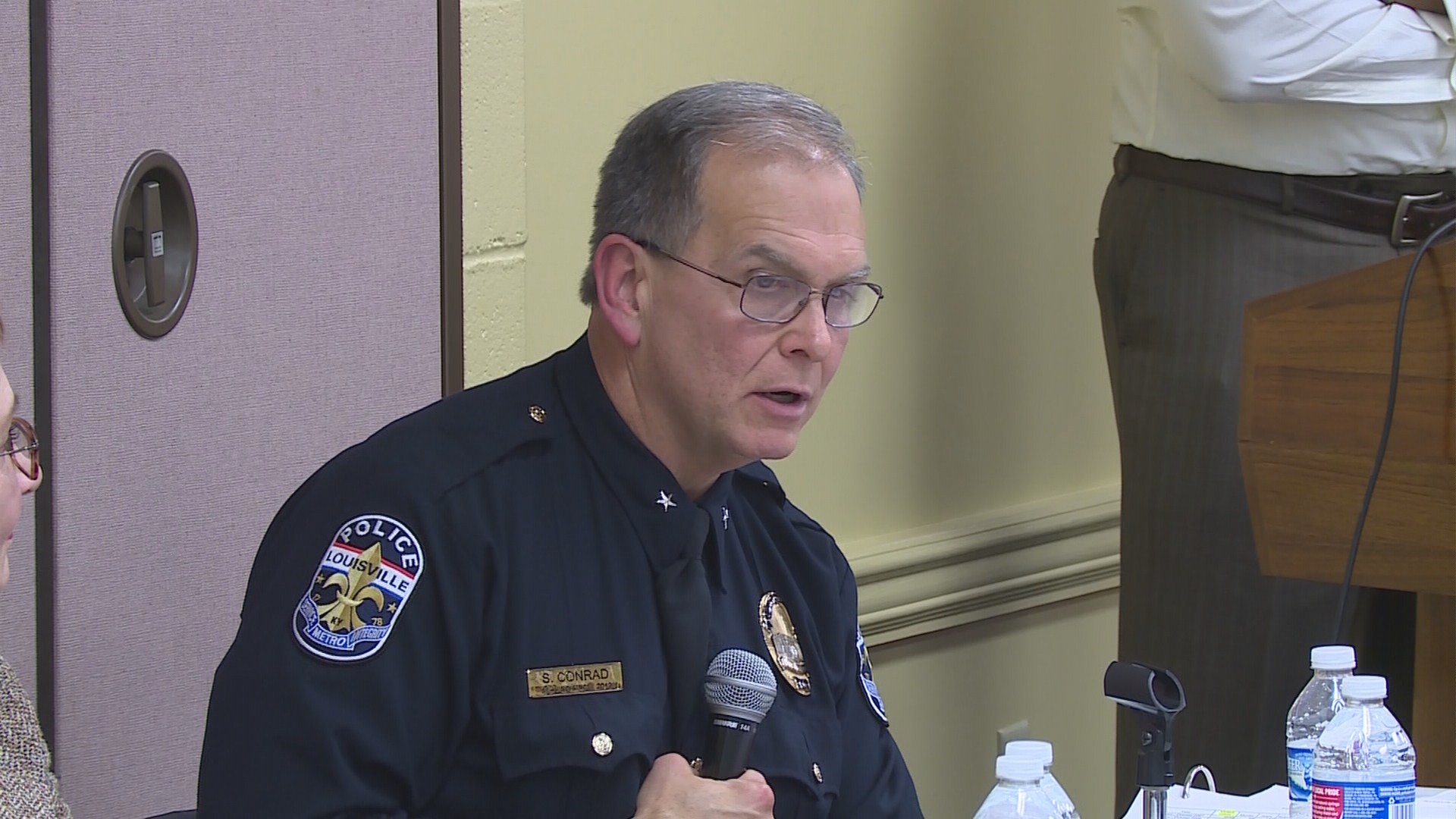 LMPD Chief, residents take part in community town hall | whas11.com