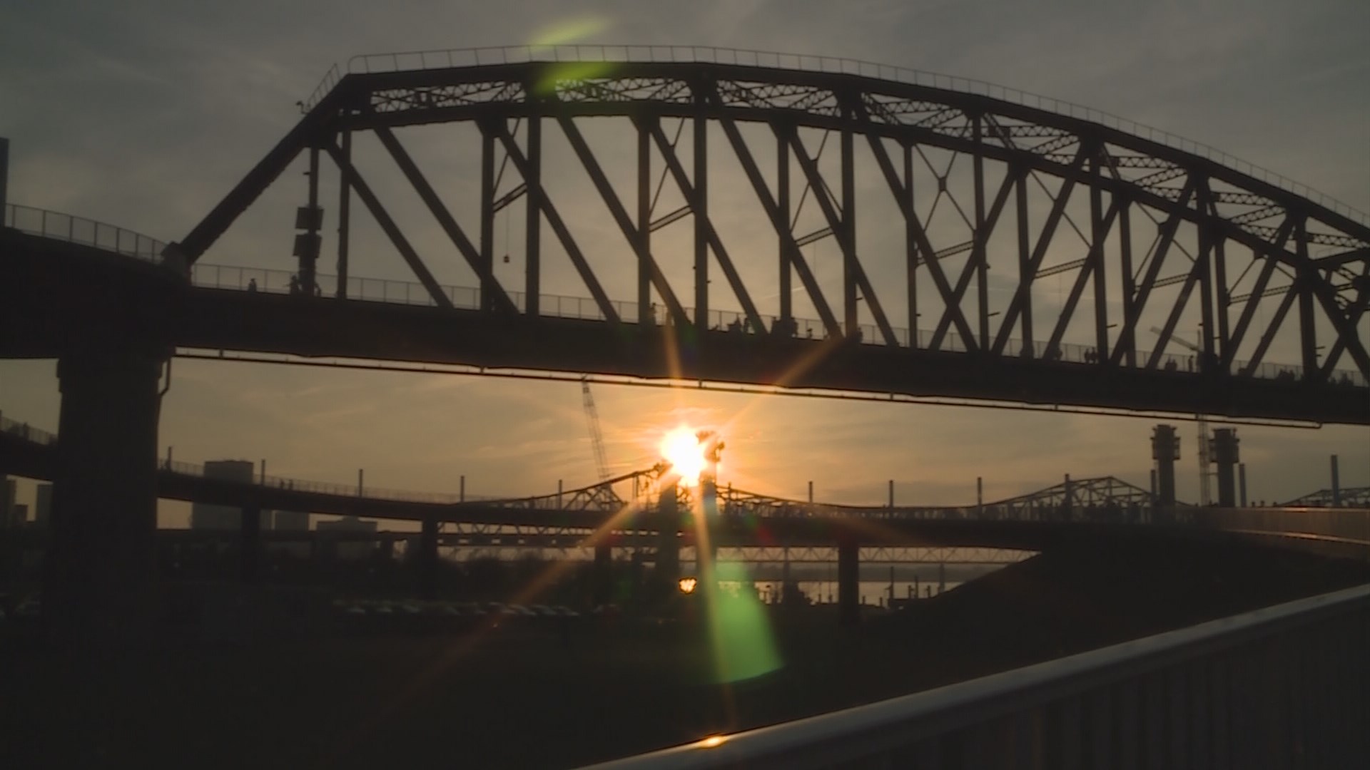 Big Four Bridge attracts over 2 million visitors since last summer ...