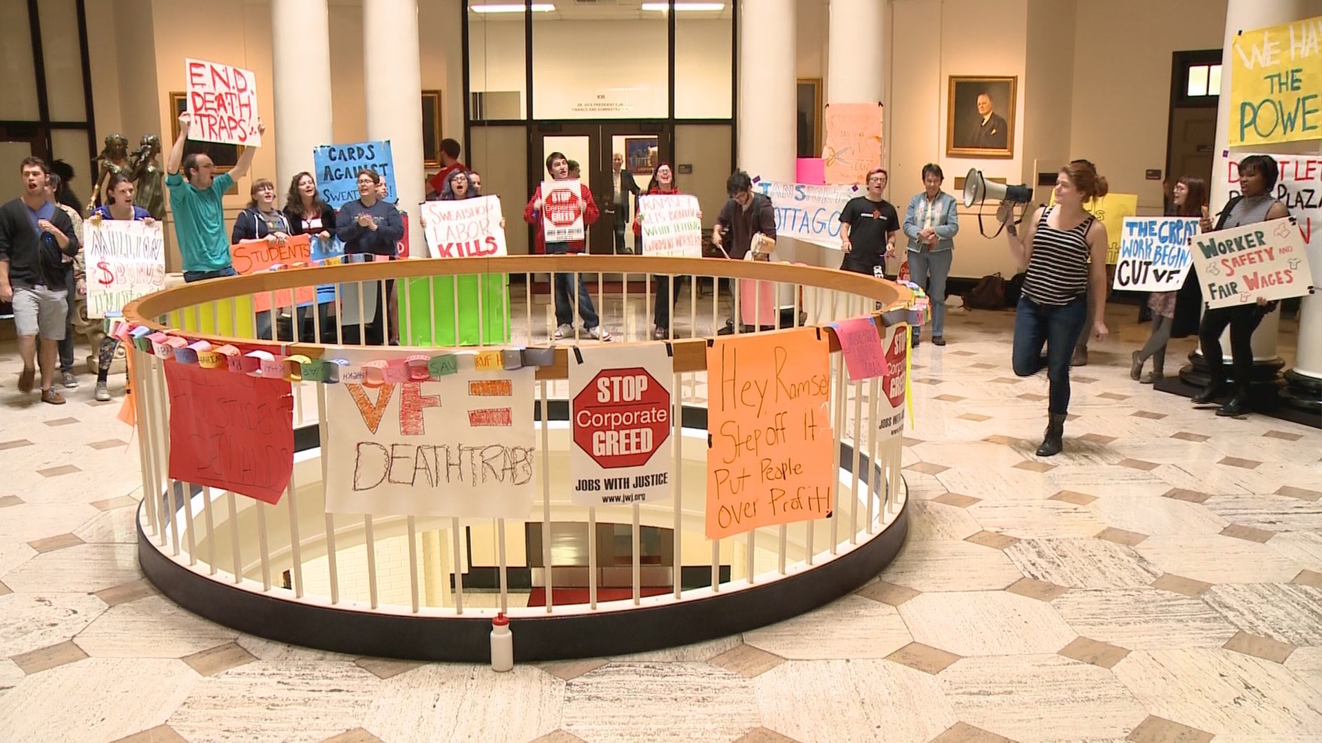 Five-day protest by Cards United Against Sweatshops ends Friday ...