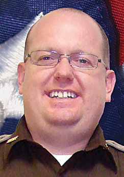 Ex-sheriff convicted of witness tampering reports to prison | whas11.com