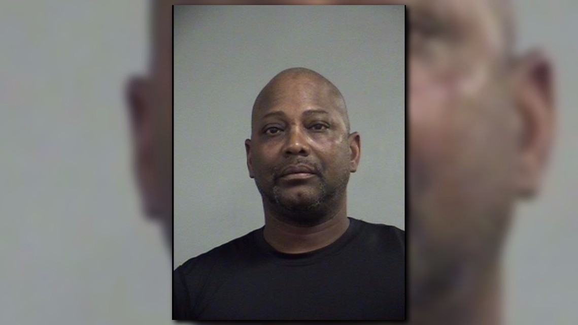 Man arrested after colliding with LMPD police car | whas11.com