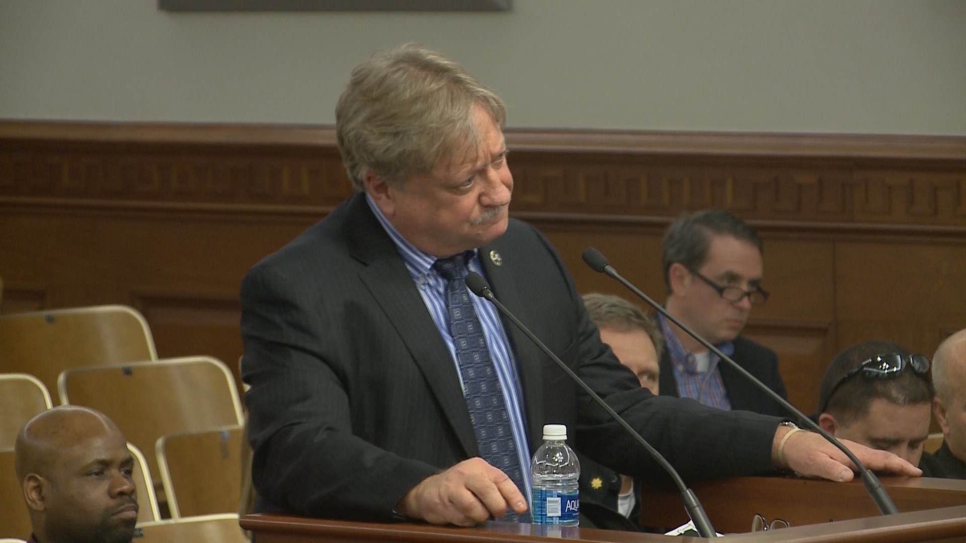 LMDC director responds after no confidence vote | whas11.com