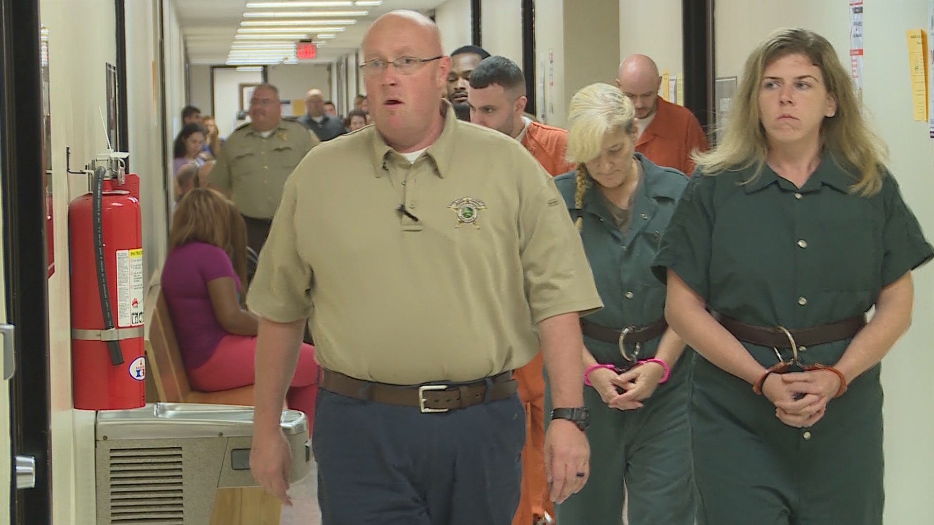 Clark Co. mother cries in court, pleads not guilty in children's deaths ...