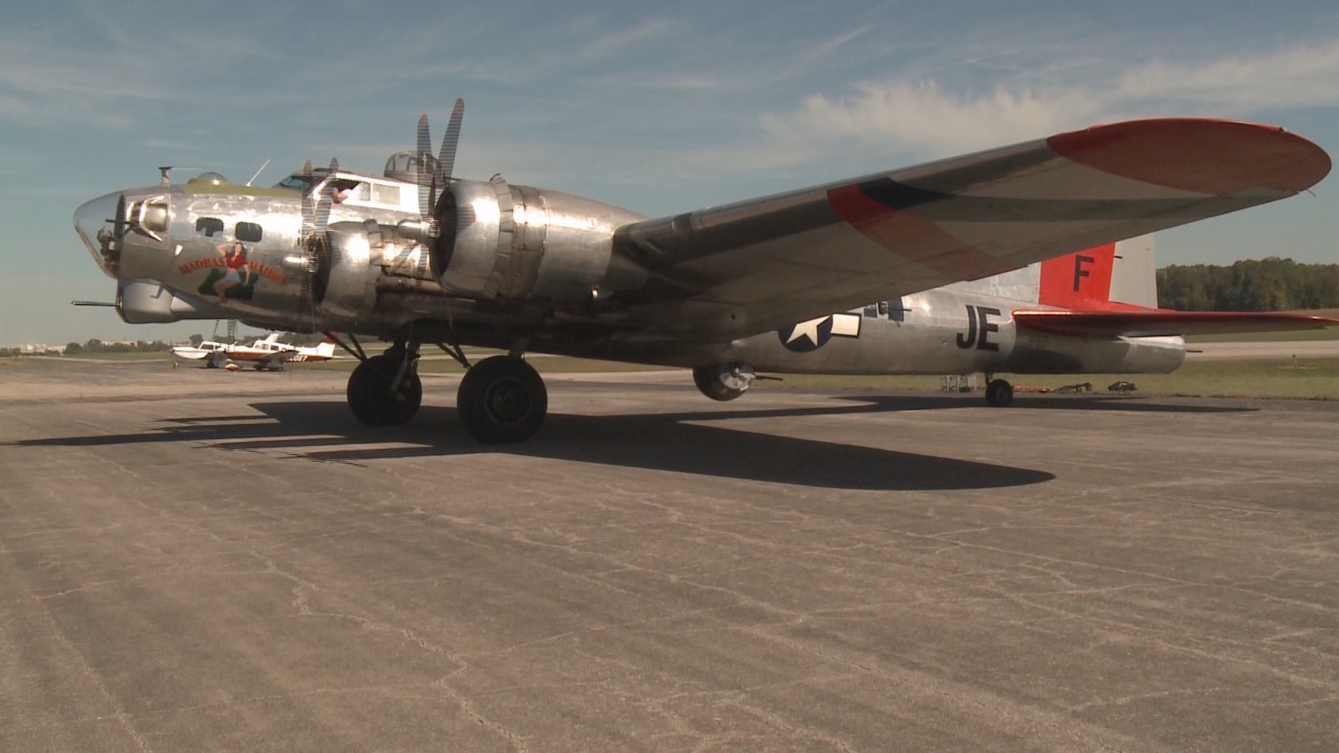 'Flying Fortress' arrives at Clark County Airport | whas11.com