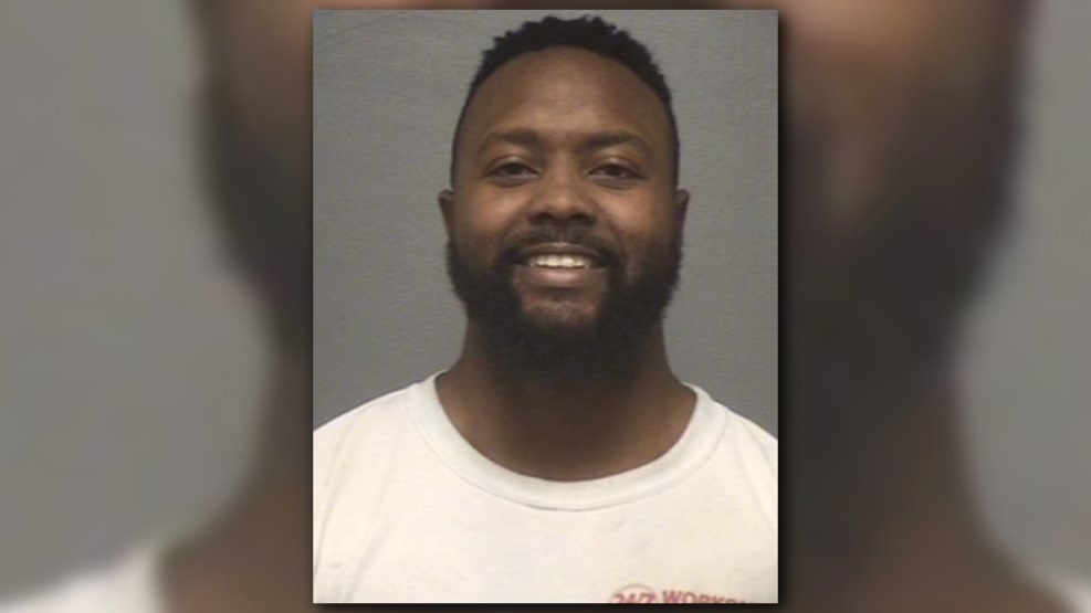 LMPD detective charged with assault, unlawful imprisonment | whas11.com